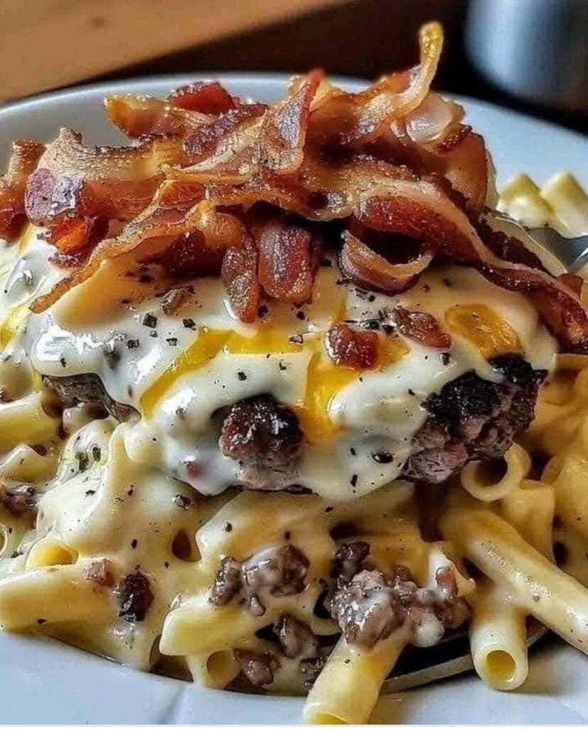 Loaded bacon cheeseburger Alfredo pasta - EASY RECIPES