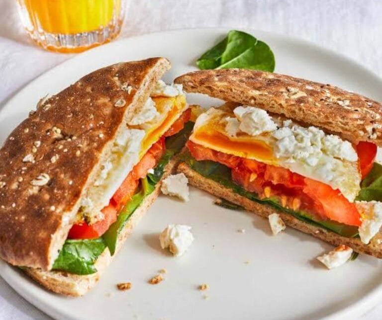 Mediterranean feta sandwich for breakfast - EASY RECIPES